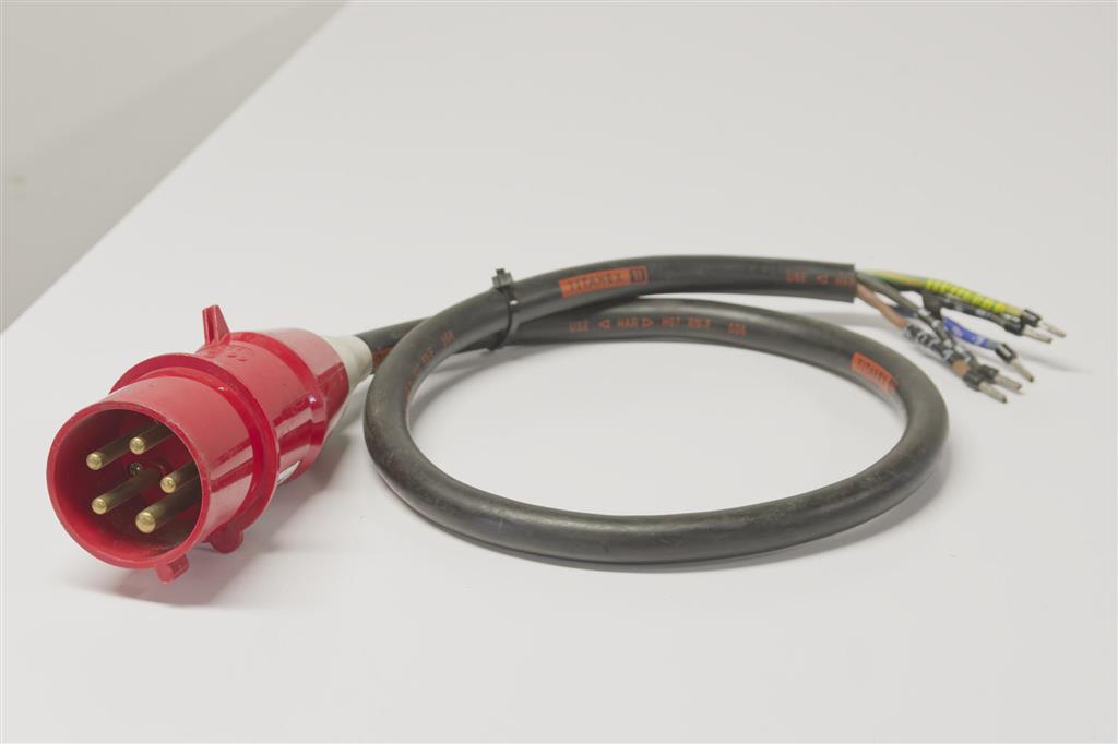 Kabeladapter CEE 32A (m) auf Aderendhülse - Dry Hire - Kabel ...